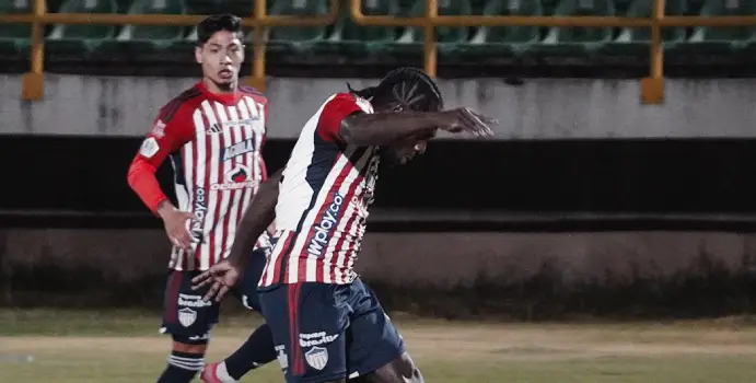 Junior le ganó al Chicó, pero sufrió la expulsión de Didier Moreno